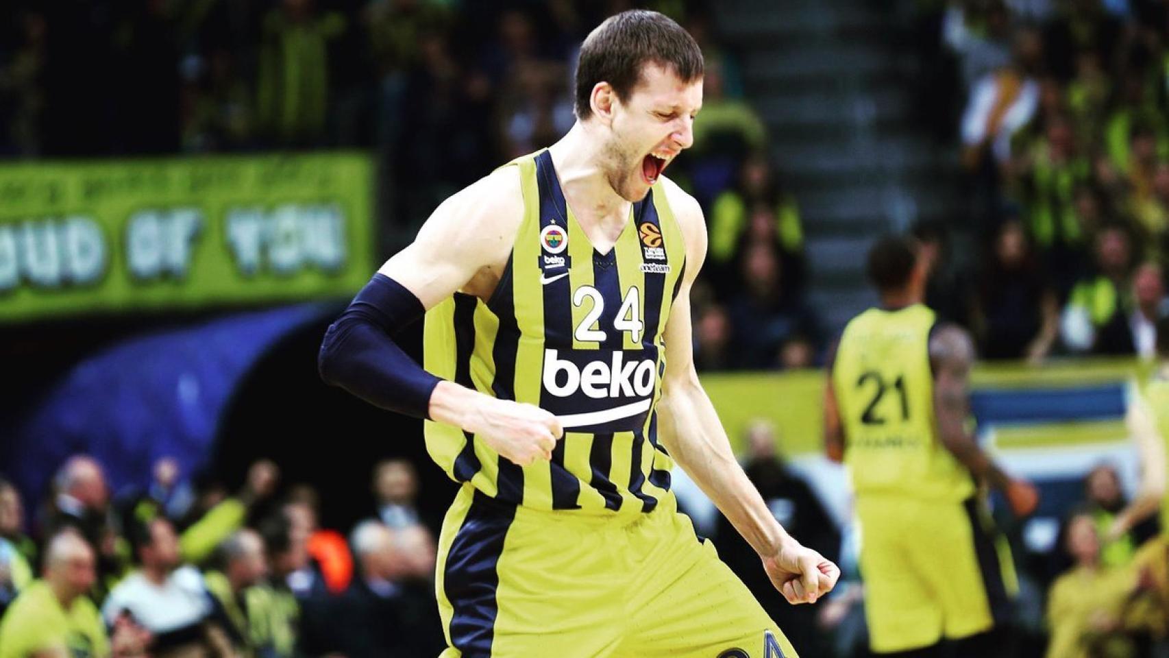 El Barça anuncia el fichaje de Jan Vesely para las próximas tres temporadas