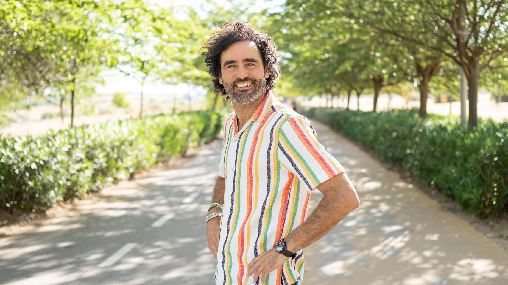 Raúl Gómez, de recorrer el mundo en zapatillas a 'luchar' desde el ...