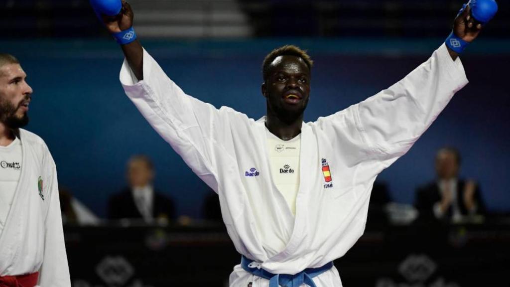 Babacar Seck, oro en los Mundiales y vigilante: las consecuencias de ...