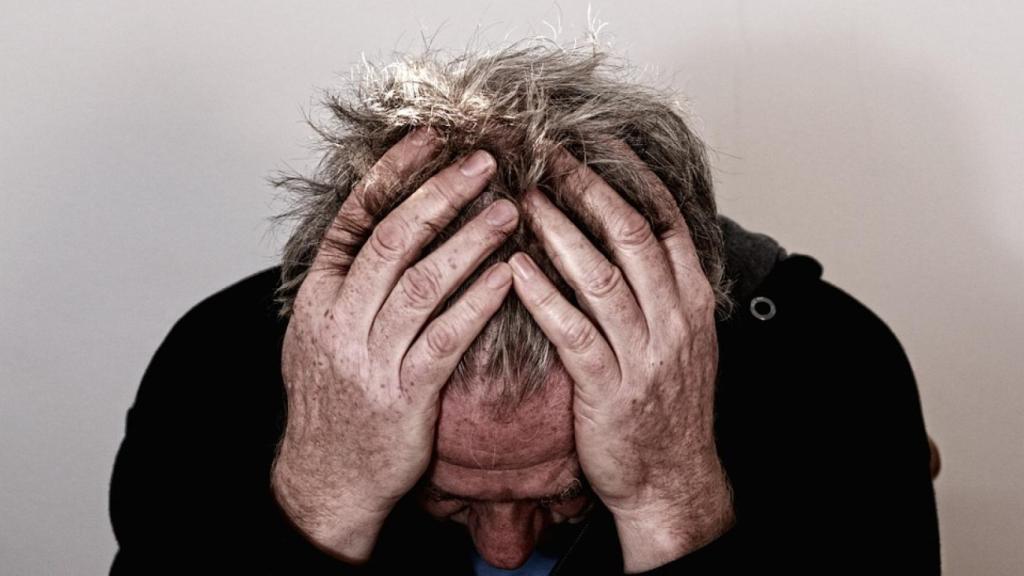 Por qué a los 47 años eres la persona más infeliz del mundo: las tesis ...