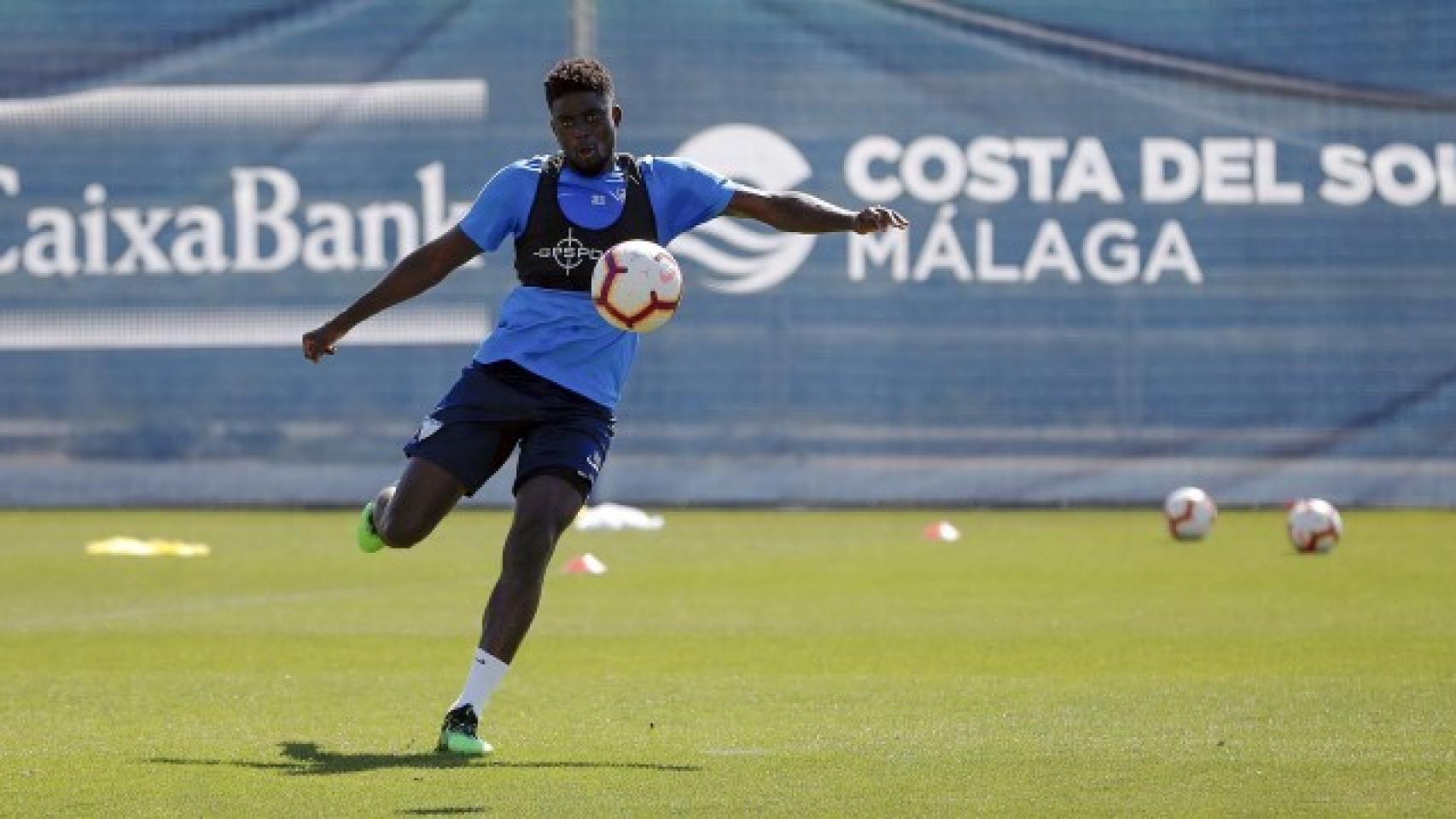 Principio de acuerdo entre el Málaga CF y N'Diaye para la presente ...