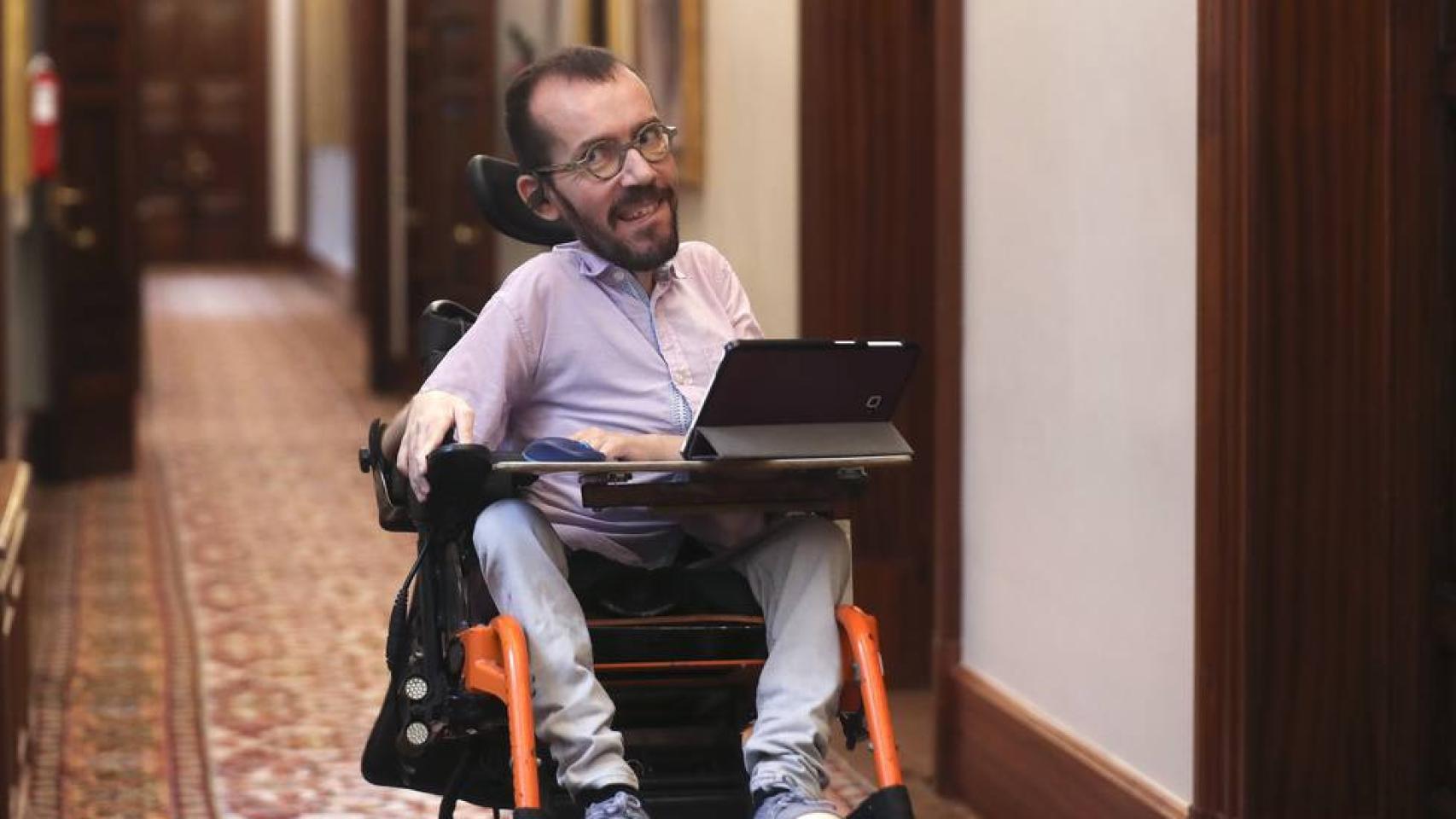 Lluvia de mofas a Pablo Echenique por decir que lo está "tanteando el ...