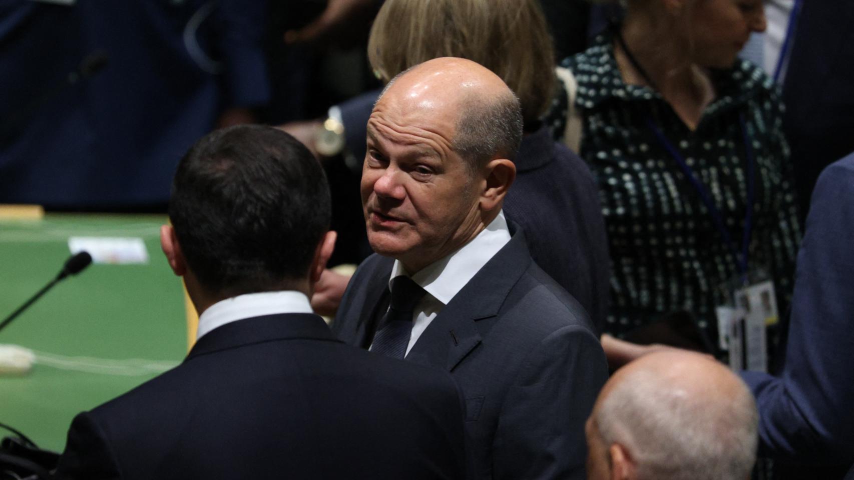 La coalición semáforo liderada por Scholz goza contra pronóstico, y ...