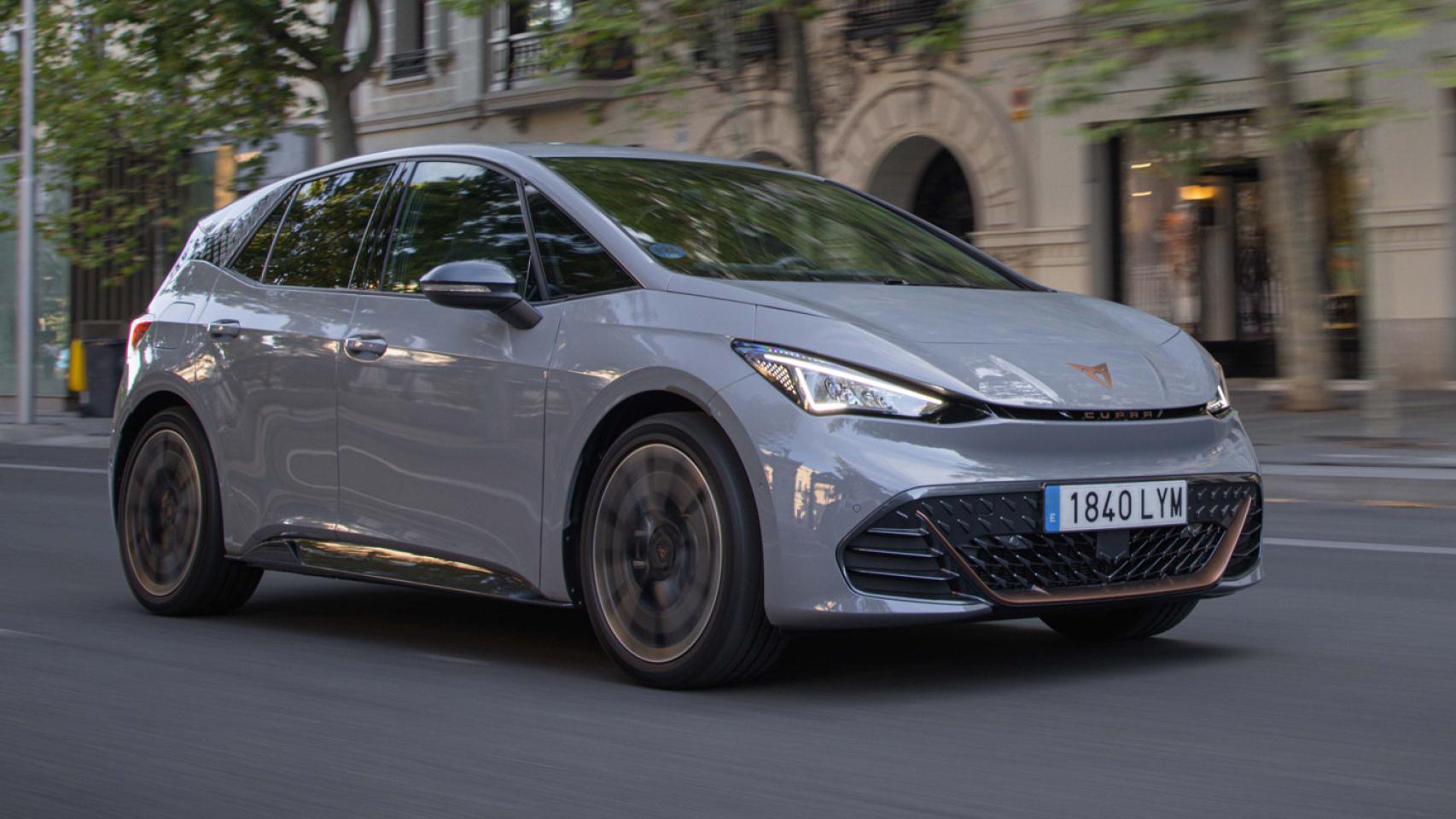 Cupra Born: con este coche eléctrico puedes cruzar media España sin ...