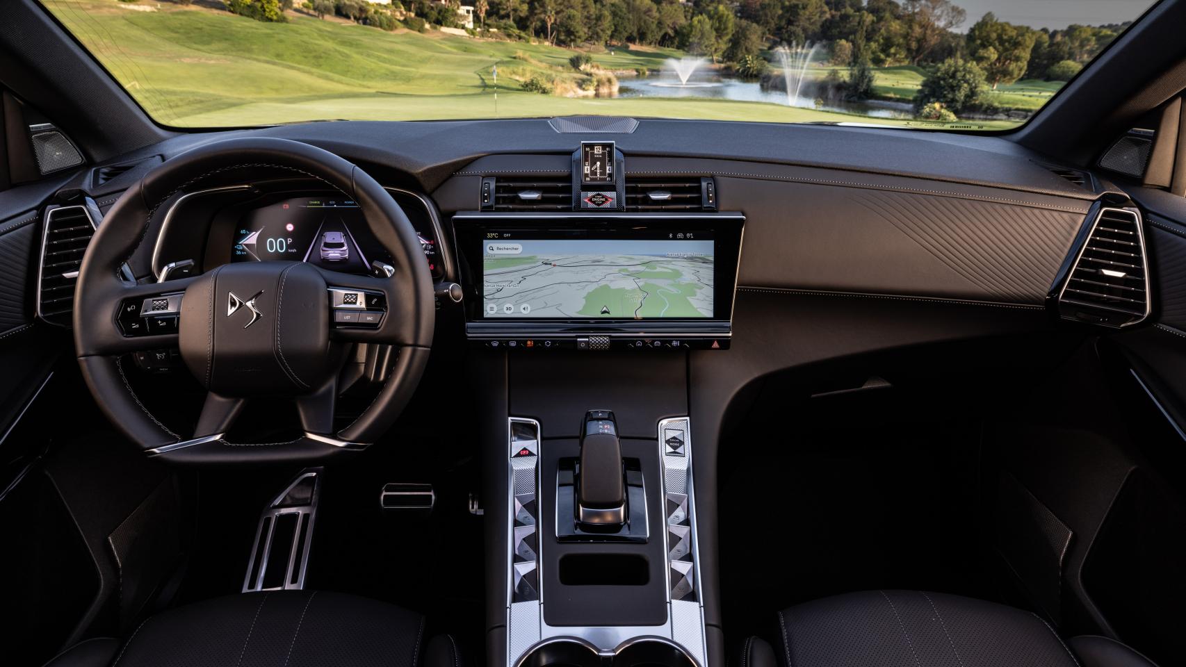 Probamos la versión deportiva del DS7: híbrido enchufable y 360 CV de ...