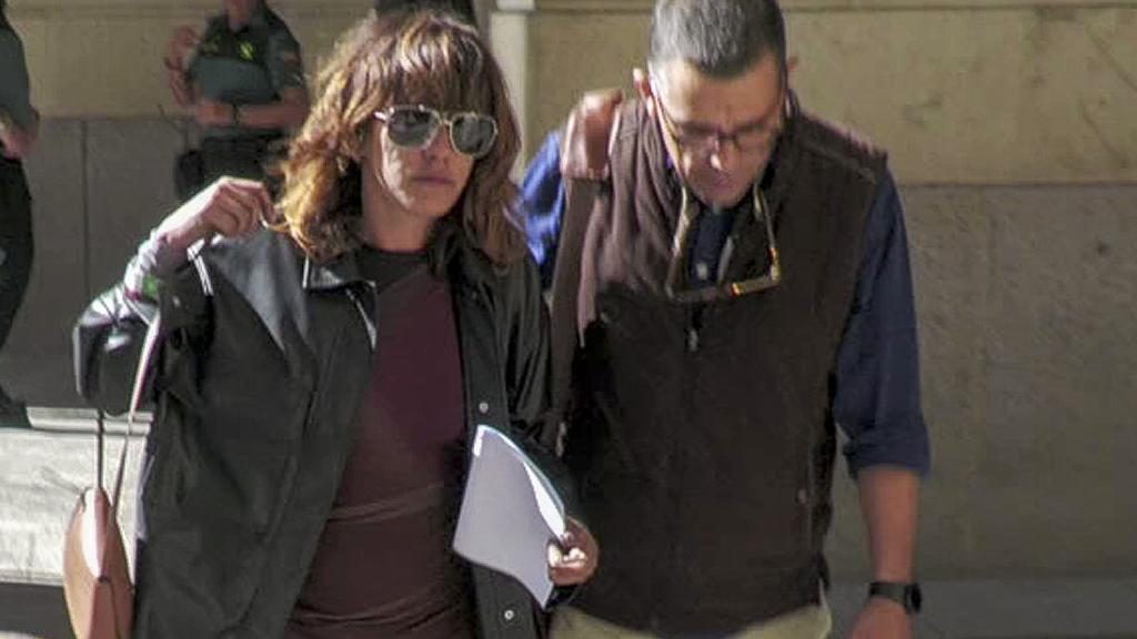 Primeras palabras de María León tras su detención: "He sido víctima de ...