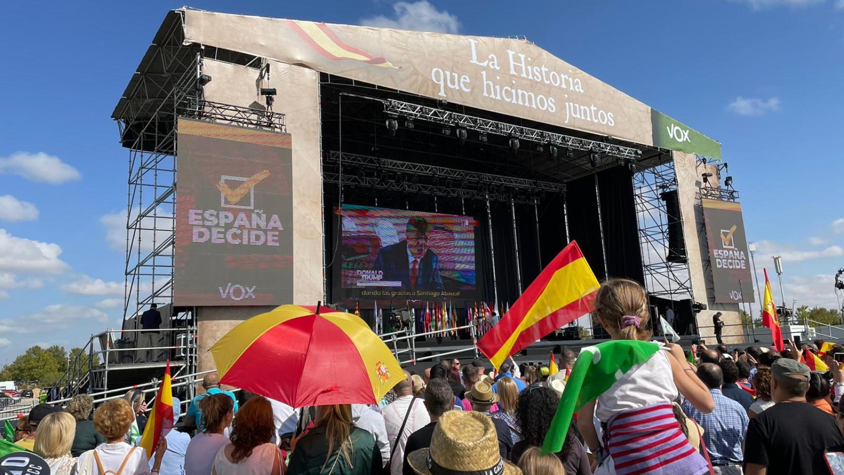 Trump felicita en un vídeo a Abascal y se identifica con Vox: "Hay que ...