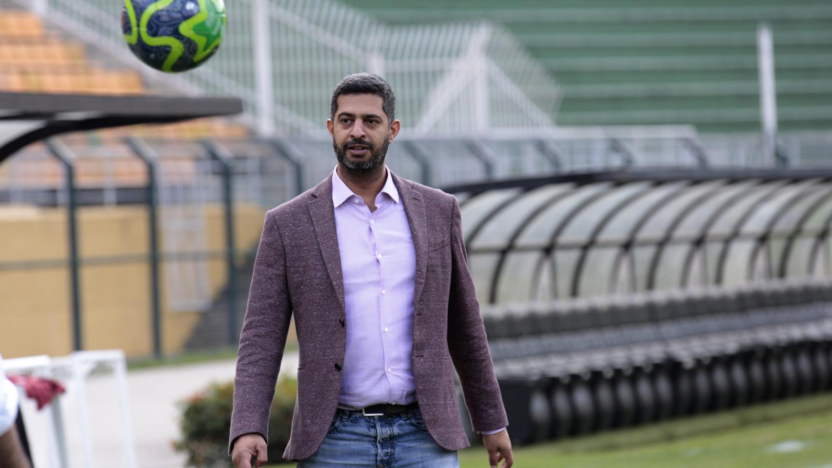Nasser Al-Khater, CEO del Mundial de Qatar, al colectivo LGTBI ... Nasser Al-Khater, CEO del Mundial de Qatar, al colectivo LGTBI ...