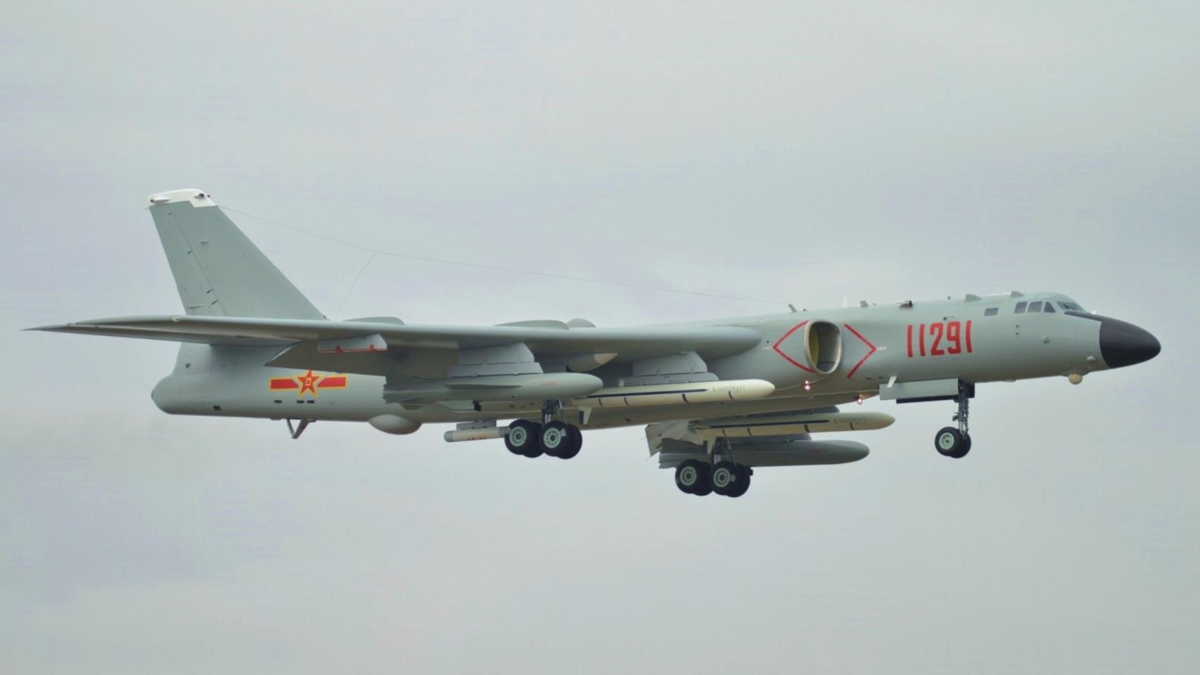 El avión nuclear chino que dispara drones y cambiará la guerra para ...