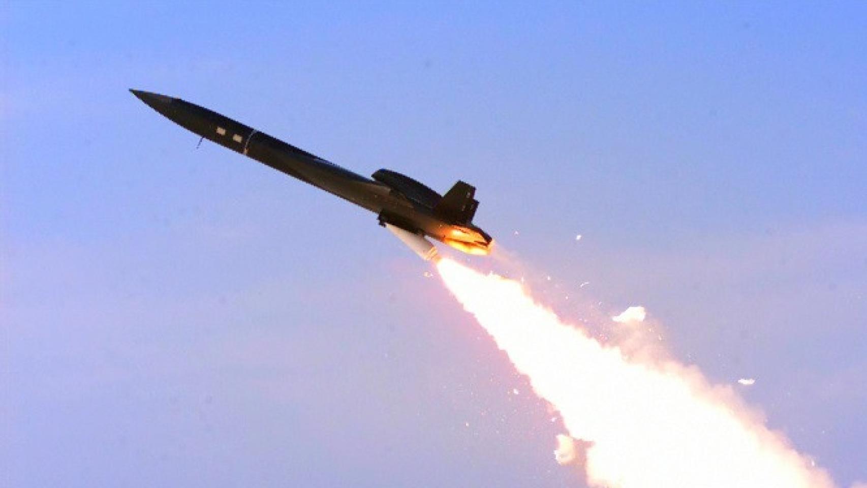 El avión nuclear chino que dispara drones y cambiará la guerra para ...