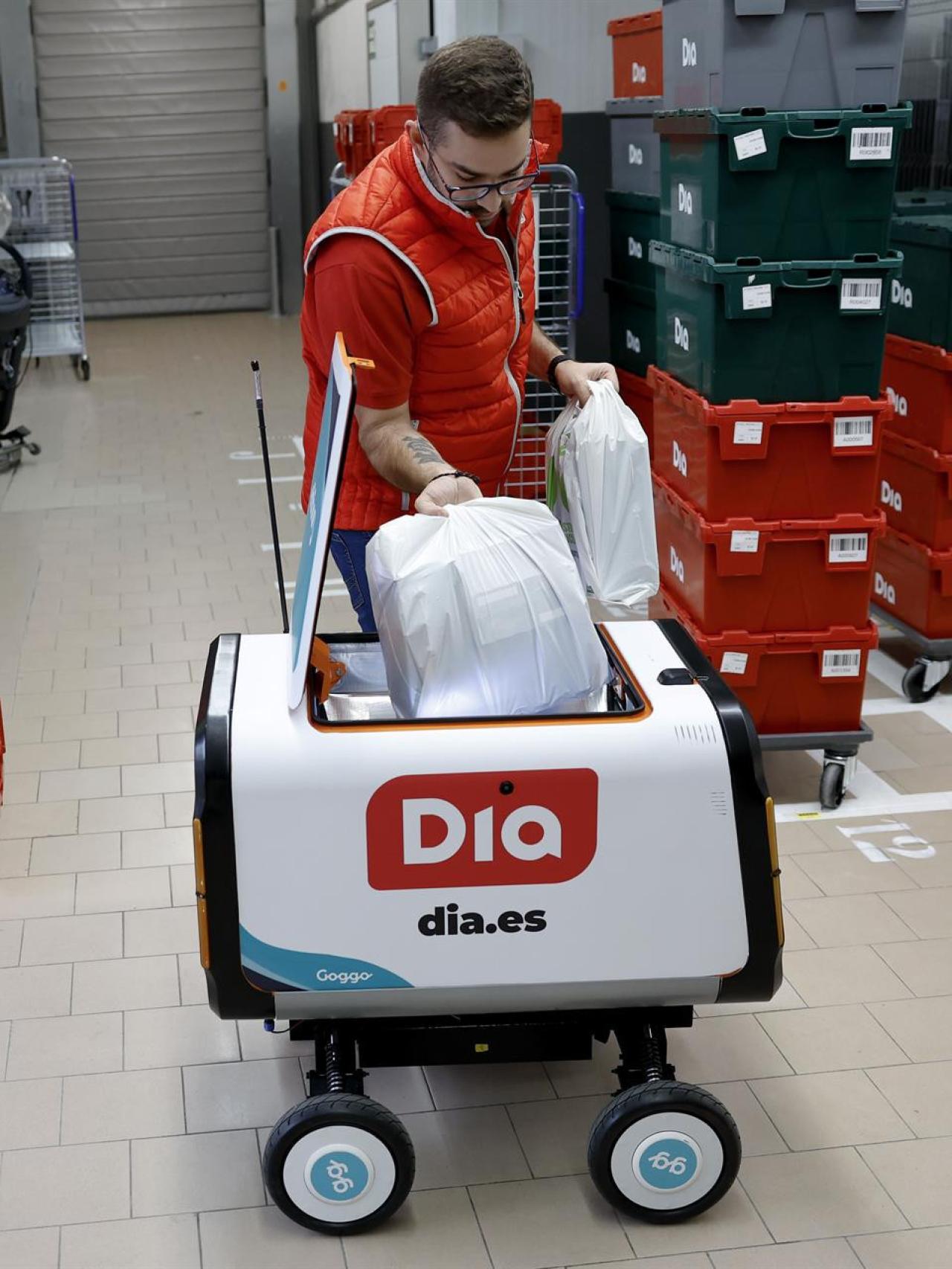 Eduardo Uriarte, el madrileño tras los nuevos robots repartidores que ...