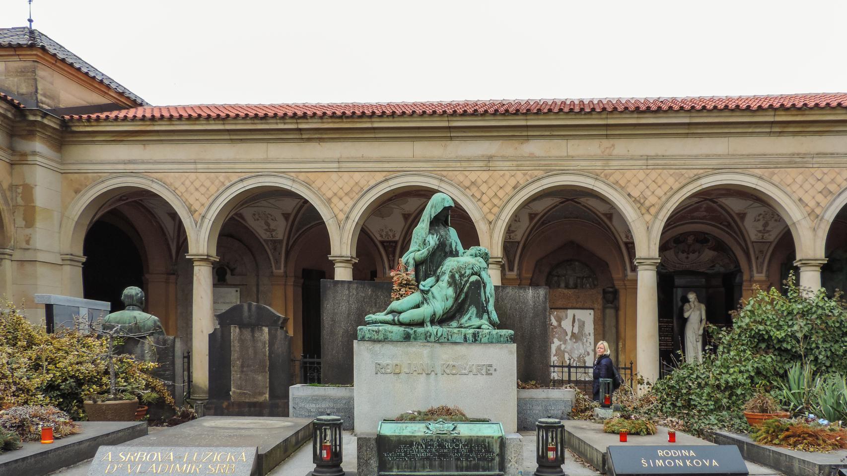 El cementerio español que está entre los más bonitos de Europa