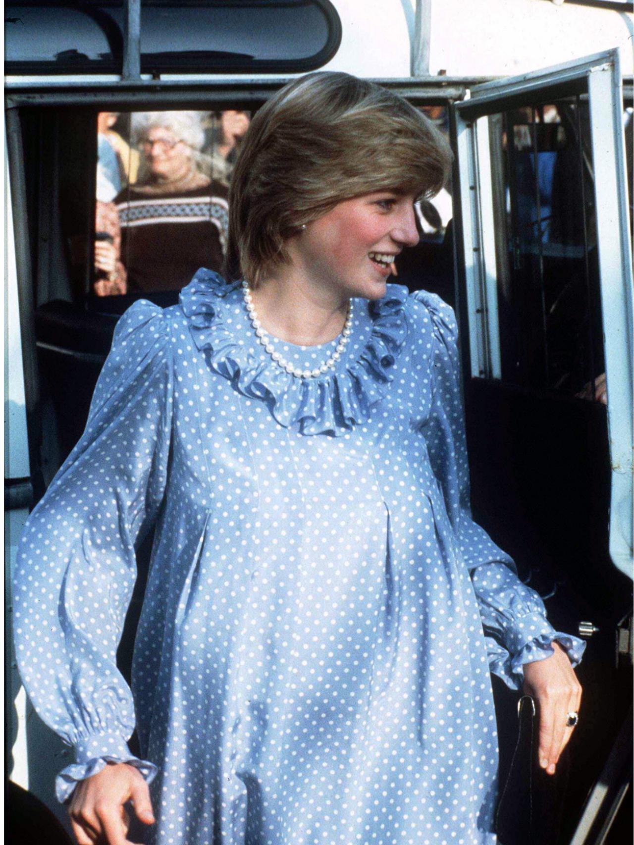 El día que Diana de Gales se tiró por las escaleras embarazada de ...