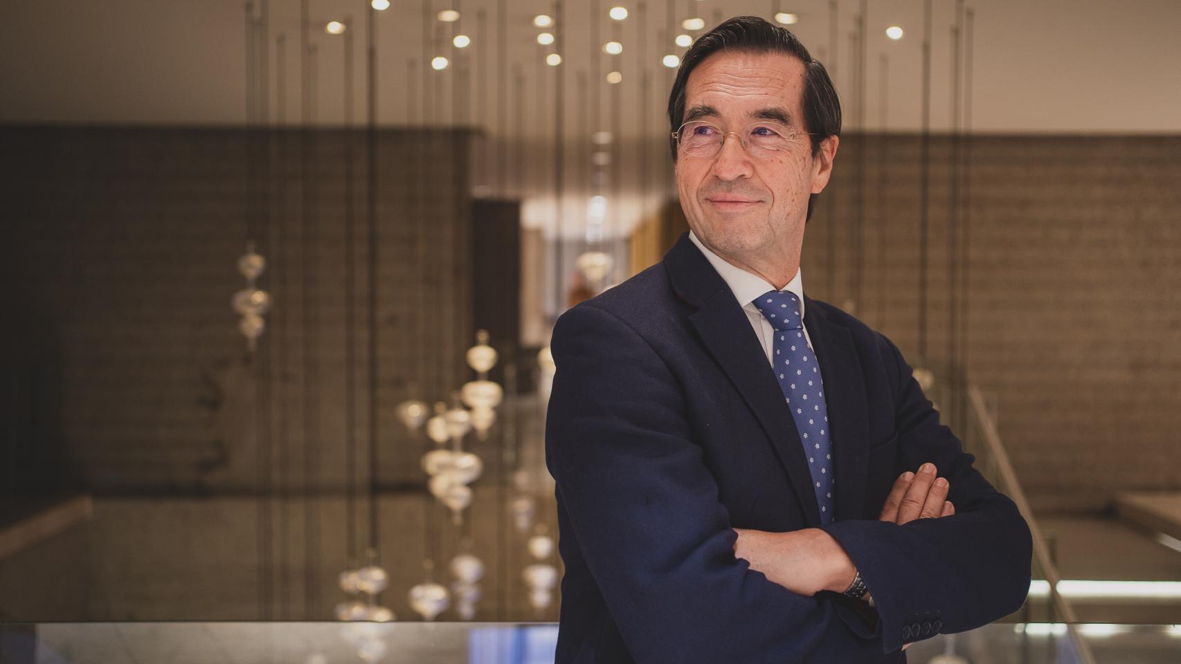 Mario Alonso Puig, el cirujano de Harvard que enseña a ser feliz a ...