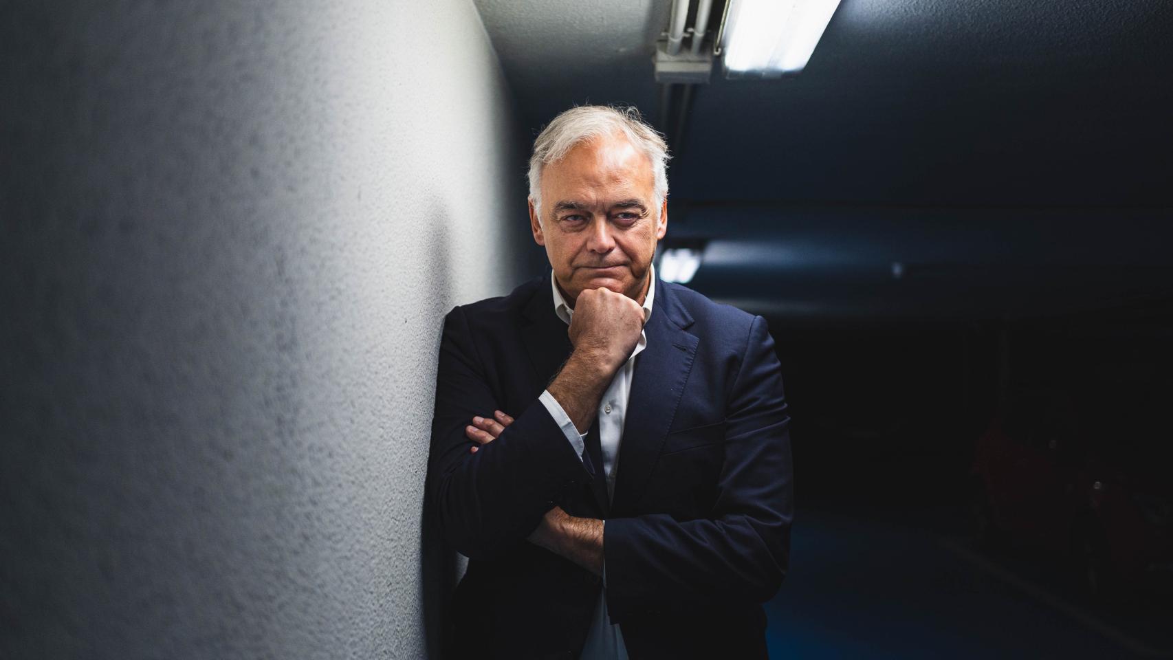 Esteban González Pons: "Si os sorprenden mis novelas, a lo mejor es que ...