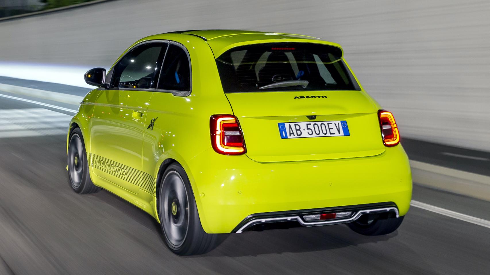 Abarth 500e: el escorpión eléctrico que promete ser (todavía) más divertido