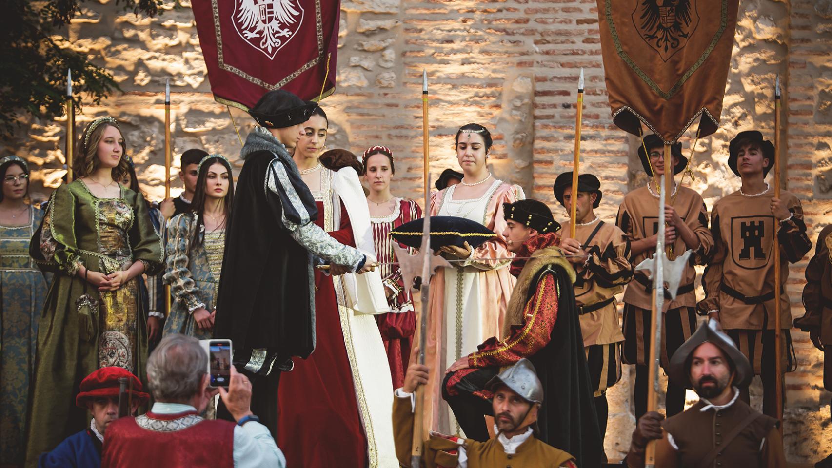 Mojados, un viaje al siglo XVI siguiendo los pasos de Carlos V
