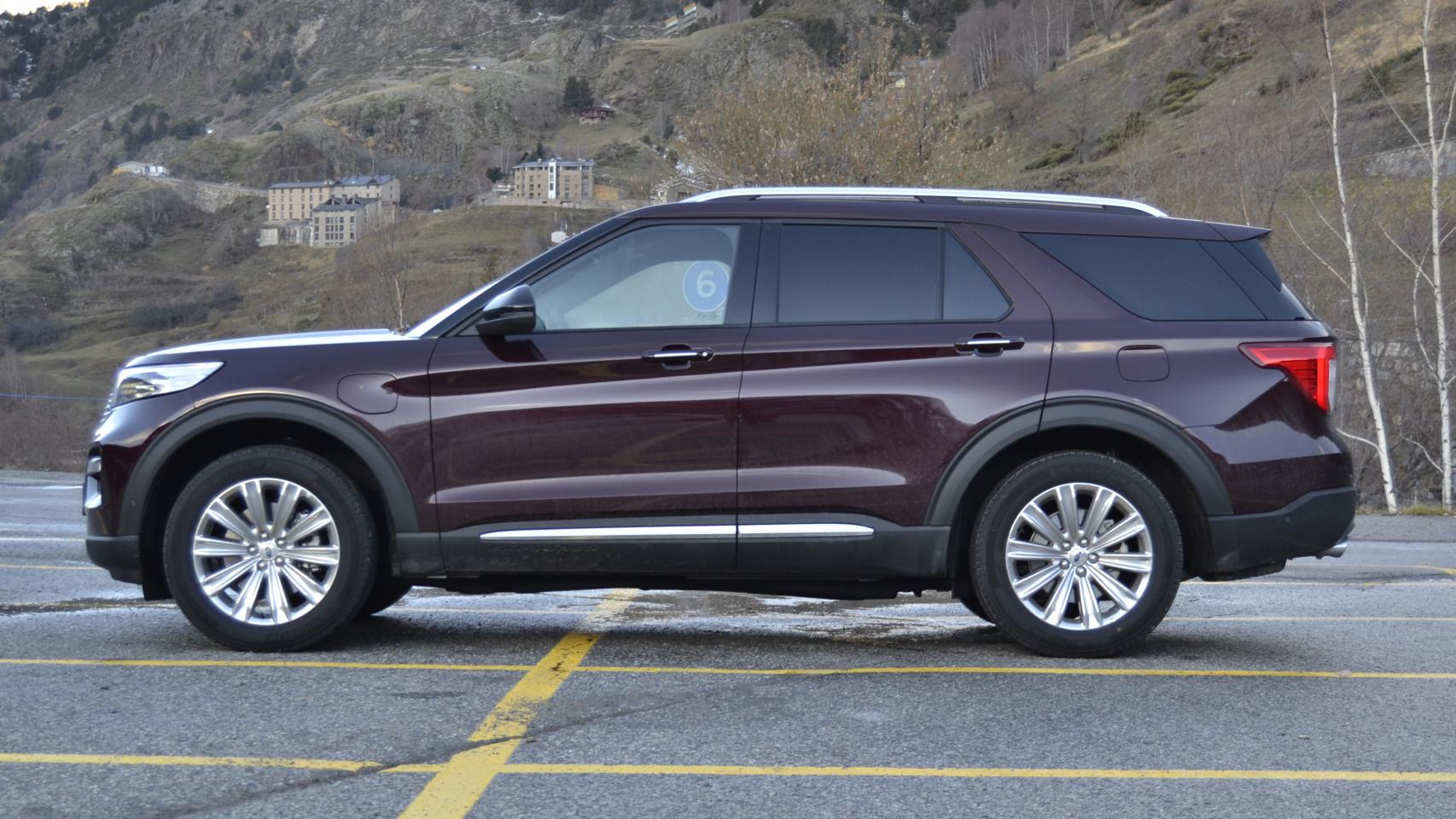 Probamos el Ford Explorer PHEV: con esencia americana para atraer todas ...