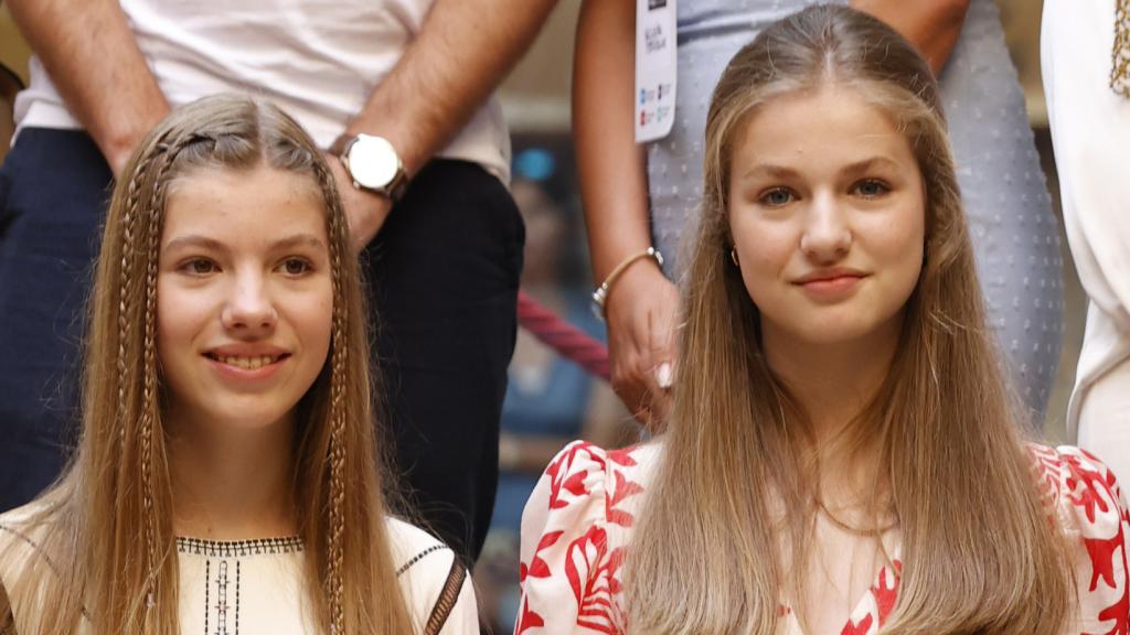 La infanta Sofía es la nueva estrella de Internet de la Familia Real ...