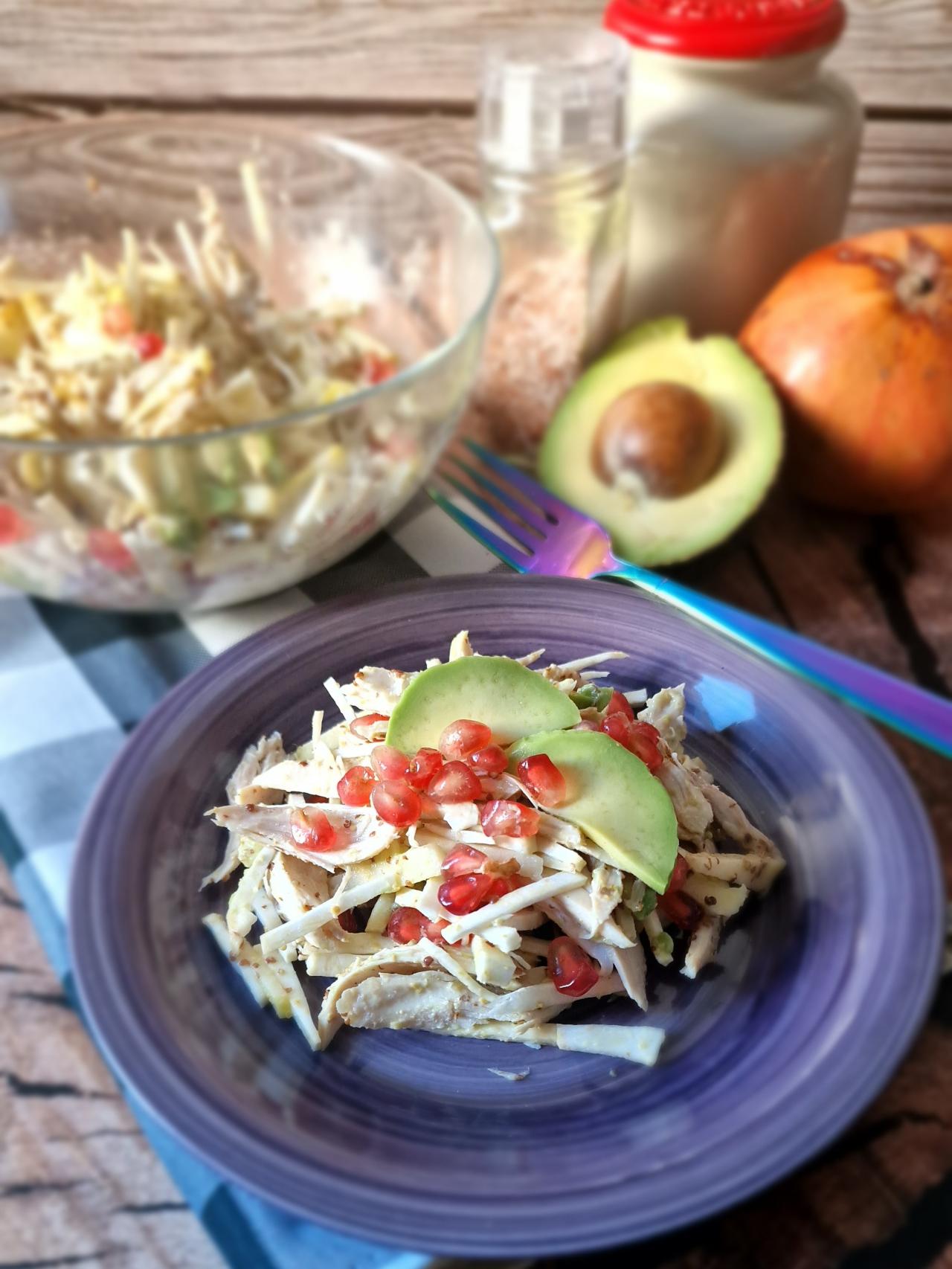 Ensalada de manzana y apionabo con vinagreta de mostaza, una receta que ...