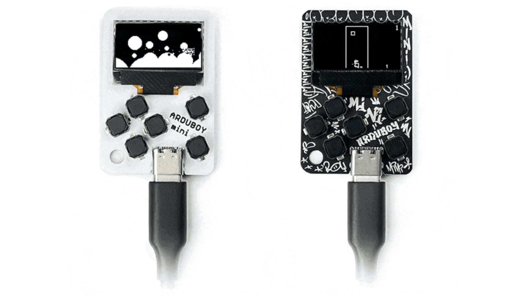 Esta consola tipo Game Boy es tan pequeña que cabe en la cartera