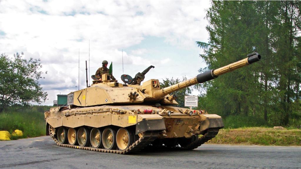 Así es el Challenger 2, el tanque imbatido que Reino Unido enviará a ...