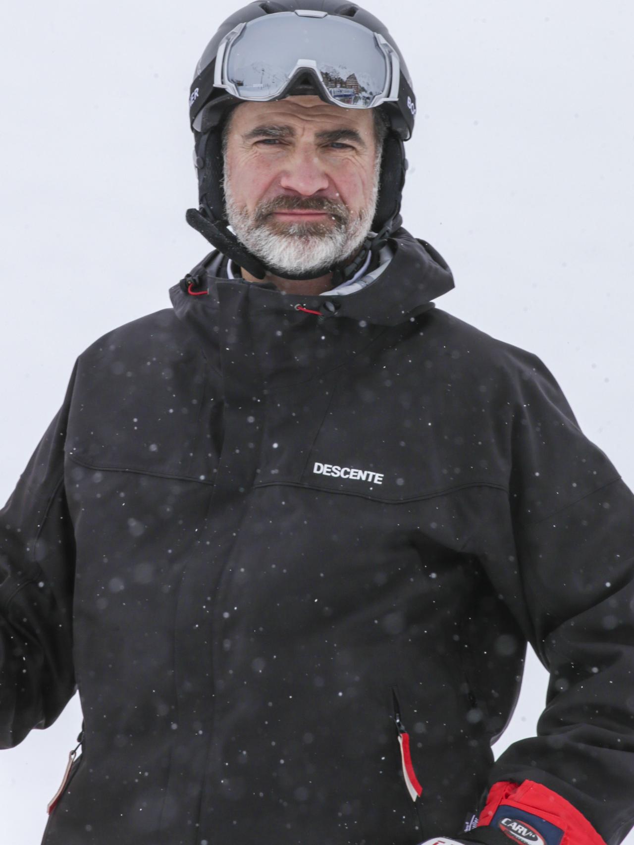 Felipe VI, "campechano y correcto" en Sierra Nevada: sabemos los ...