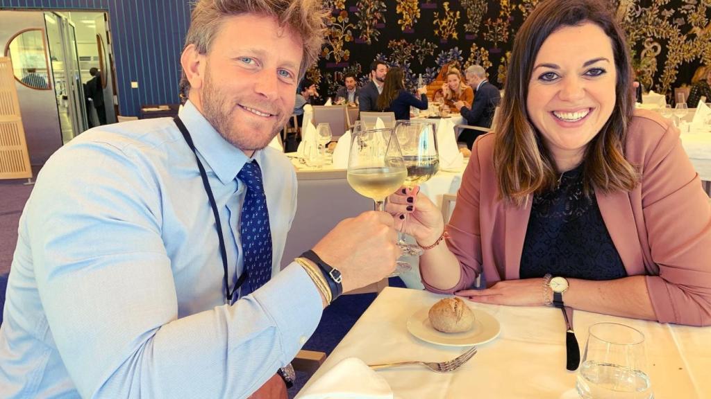 Las comprometedoras fotos de asesores del PSOE en la UE con Eva Kaili ...