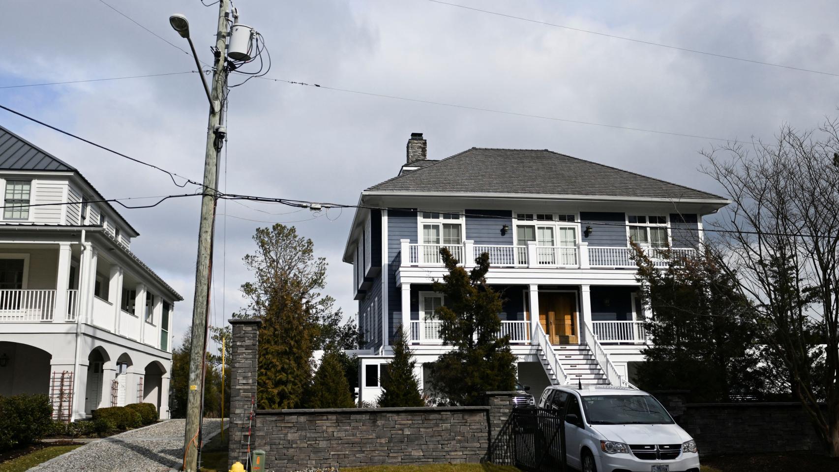 El FBI registra la casa de playa de Joe Biden en Delaware en busca de ...