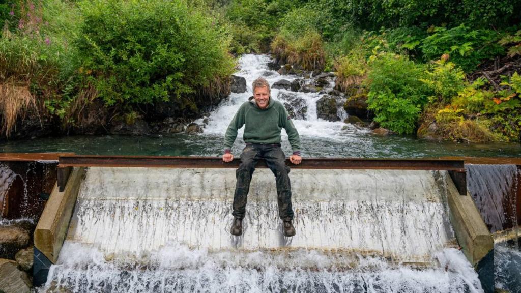 Una mini central hidroeléctrica en casa: la idea de un jubilado para ...