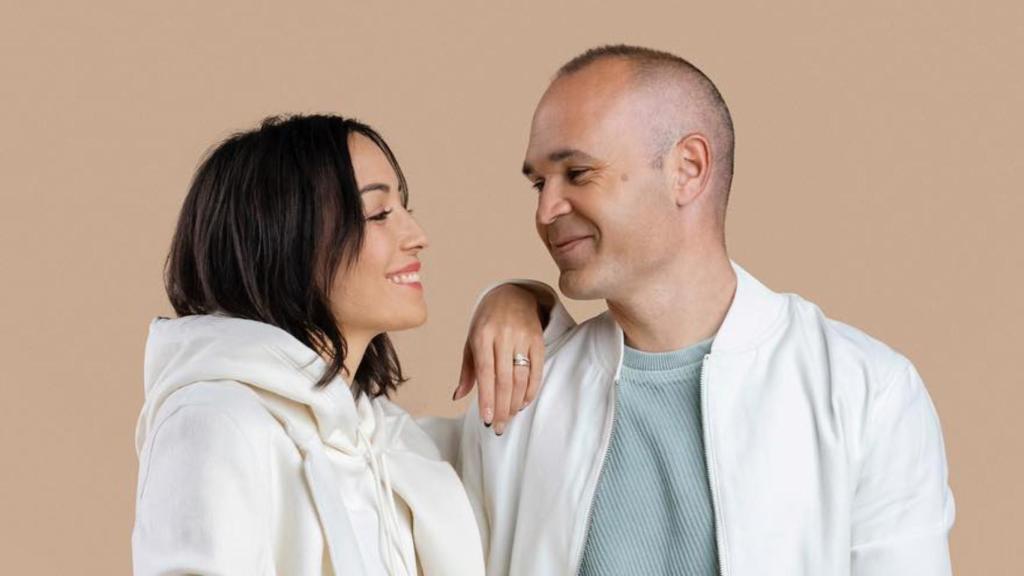 Andrés Iniesta, padre de su quinta hija junto a Anna Ortiz: familia ...