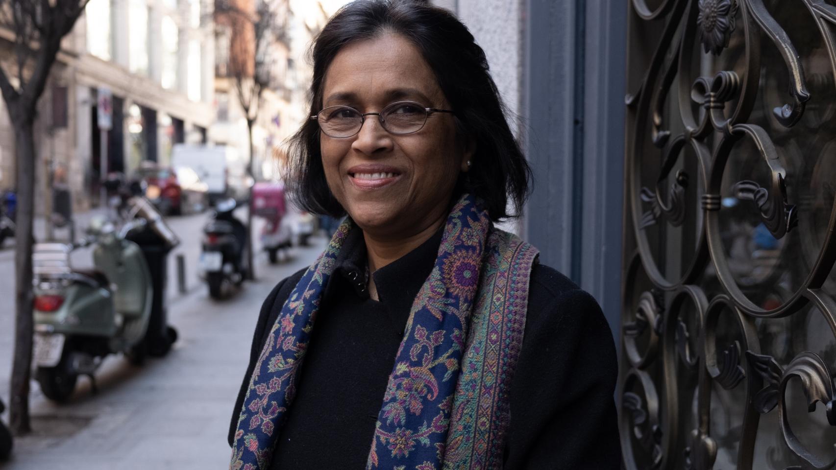 Geeta Gandhi Kingdon preside el mayor colegio del mundo: tiene 59.000 alumnos y está en la India