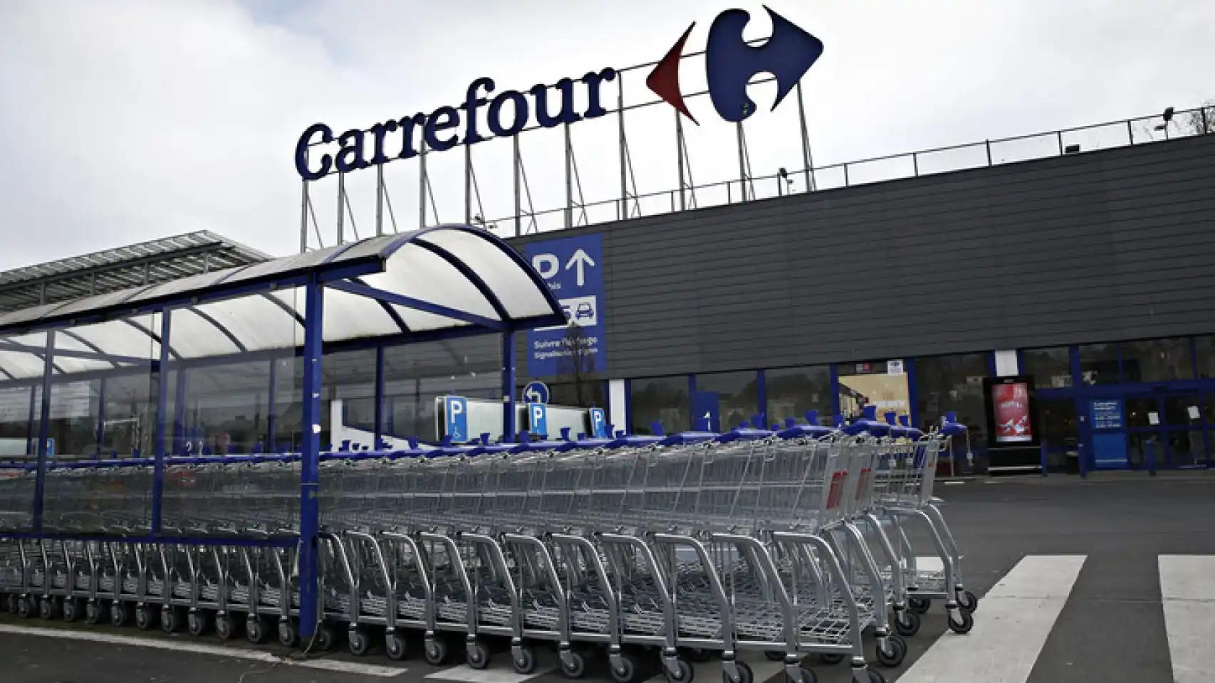 La ganga de Carrefour: una estantería con 4 baldas y que aguanta 120 ...