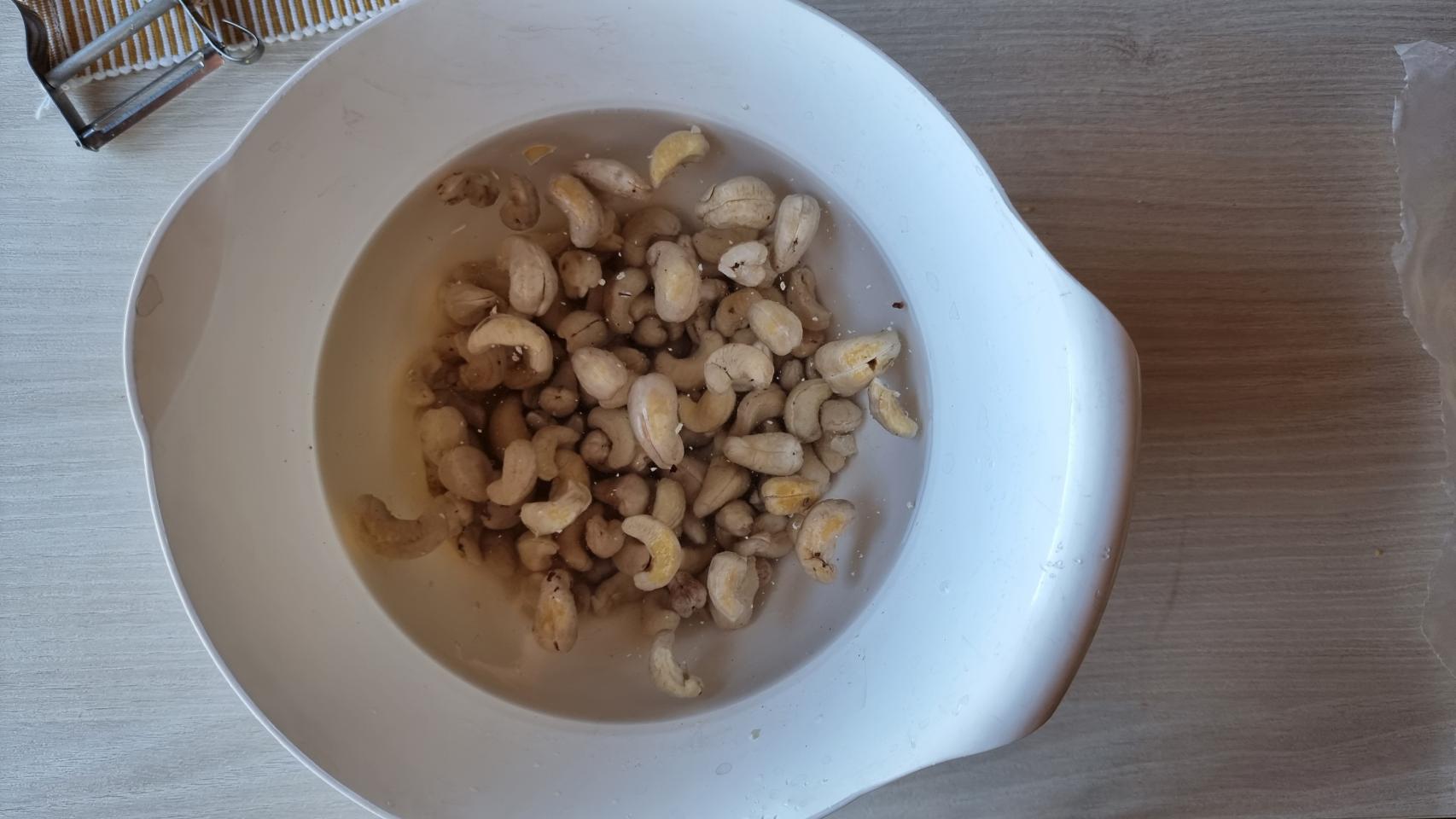 Cómo hacer requesón vegano de anacardos, una receta que sustituye al queso