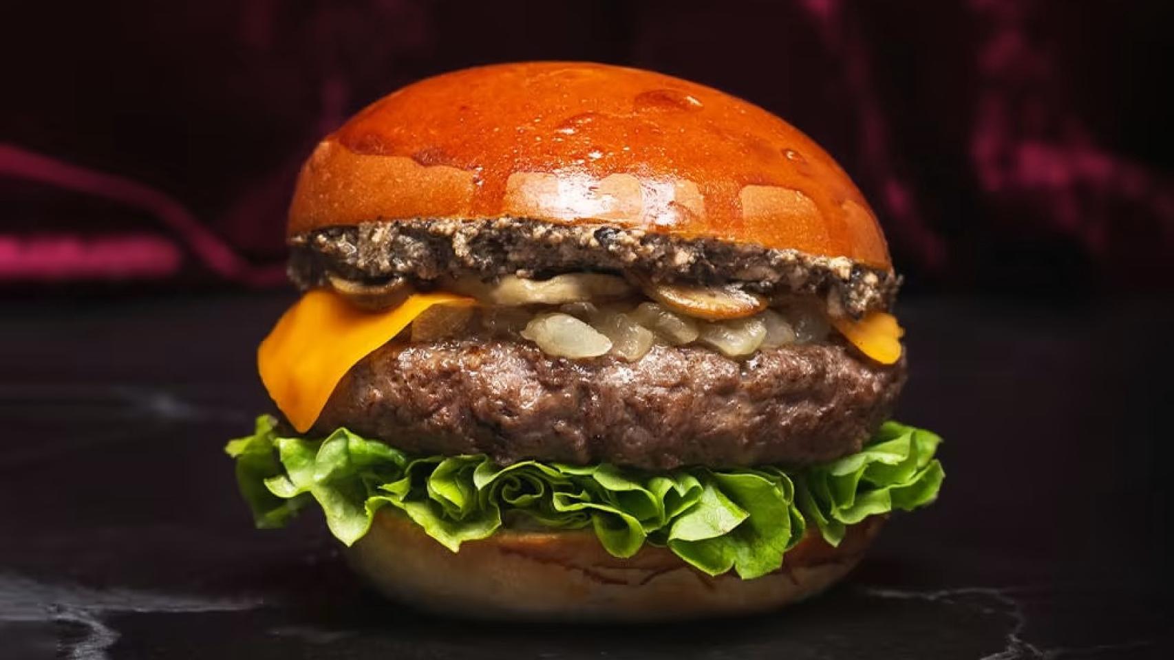 Las hamburguesas del chef Michelin Ramces González llegan a Alicante con la startup El Salseo