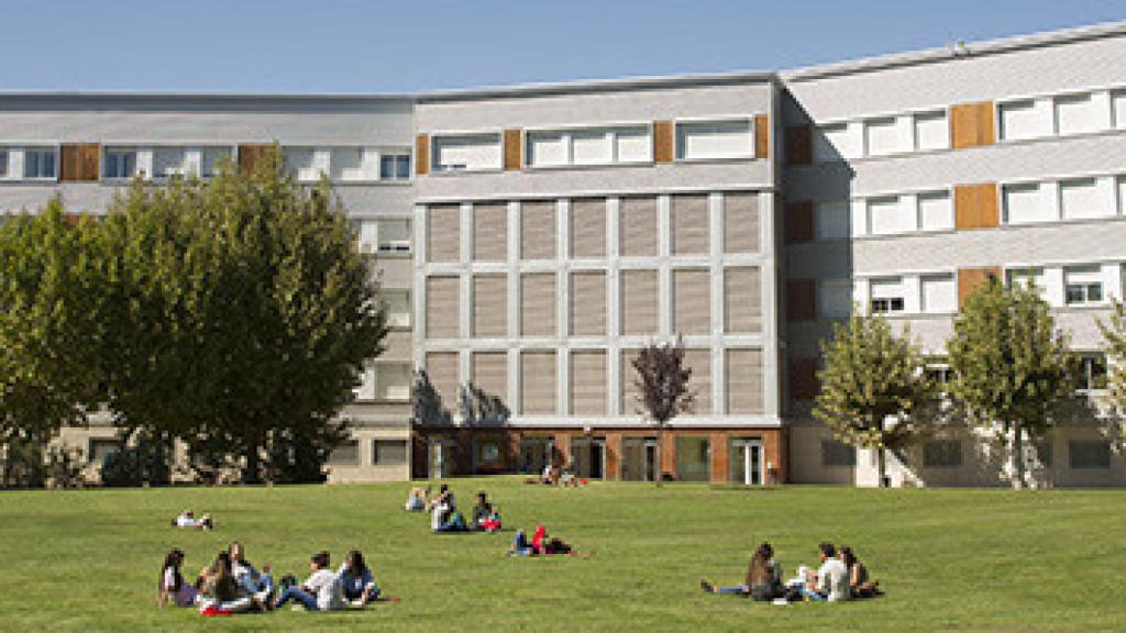 Universidad de La Rioja (UR)