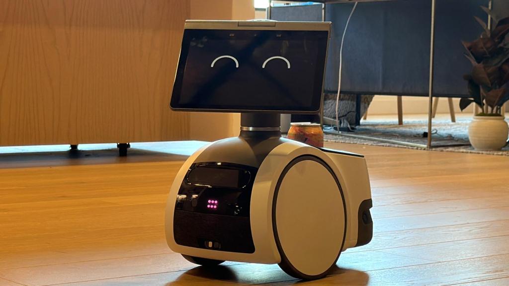 He probado Astro, el robot doméstico que Amazon prevé que metas en casa ...