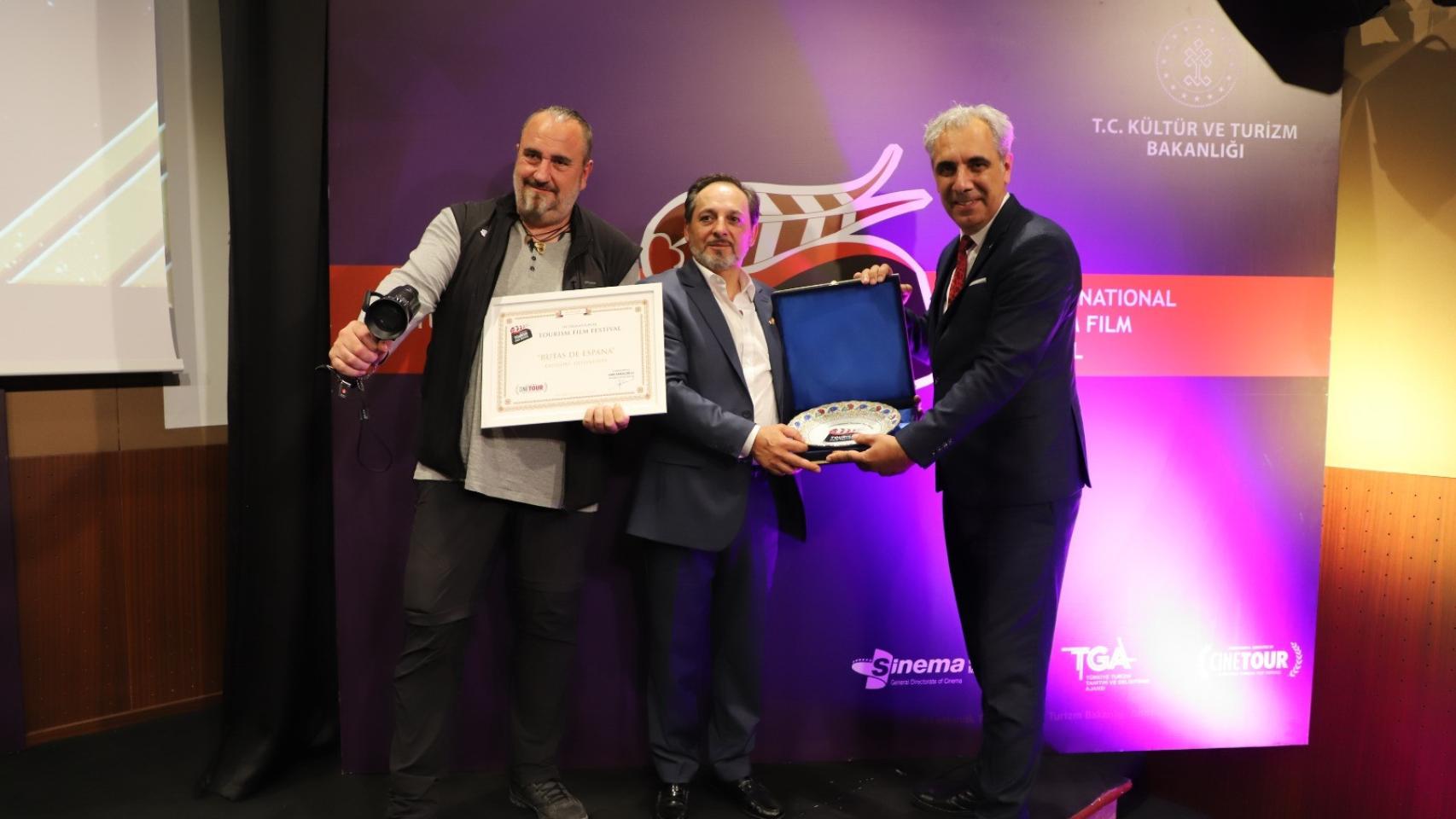 ¿Qué director toledano ha recibido un importante premio internacional ...
