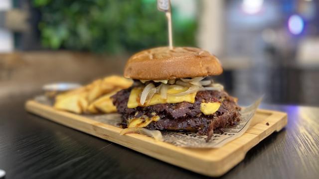 Las mejores smash burgers de Madrid después de probar 20 hamburgueserías