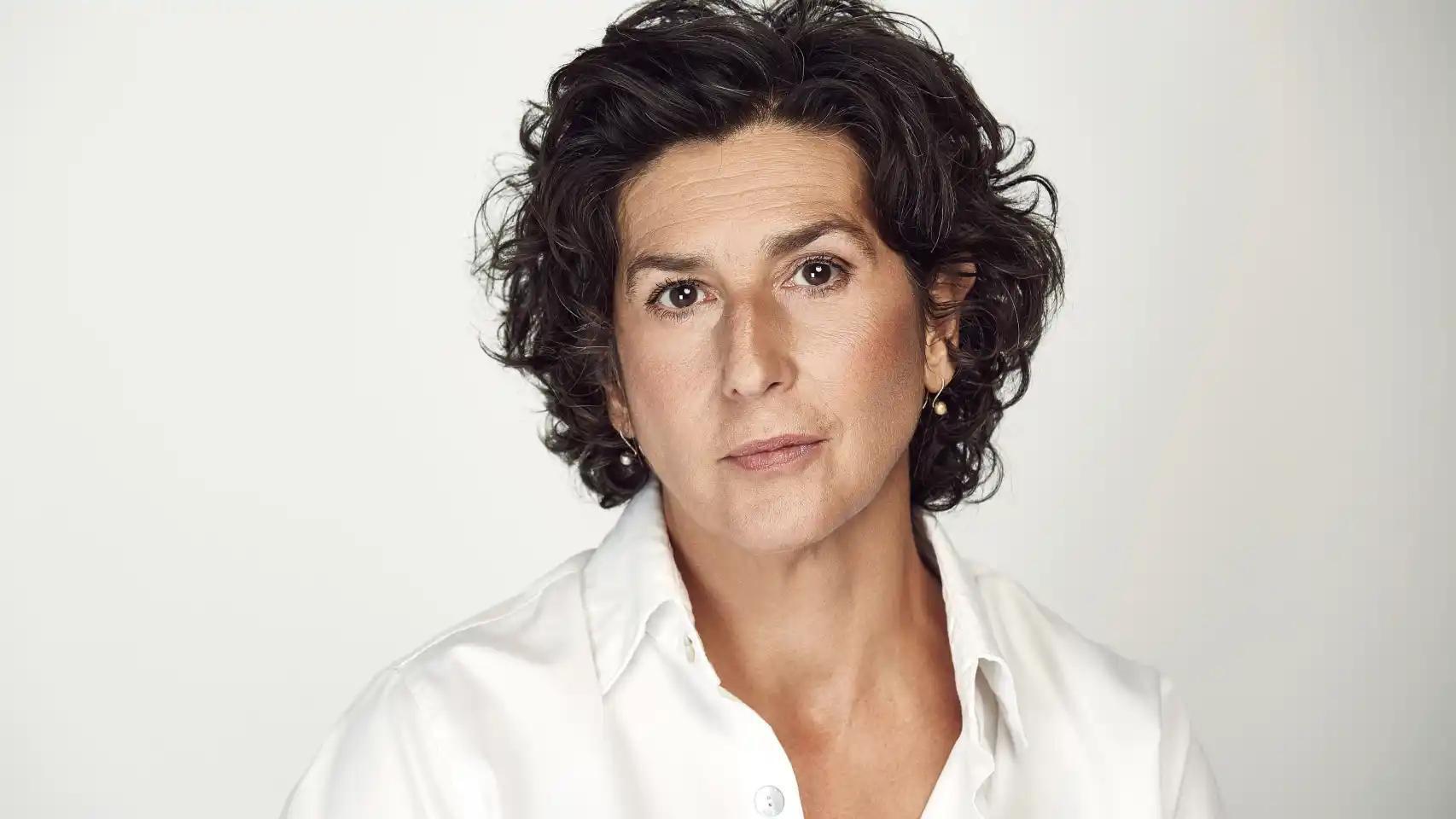 Elvira Mínguez en Alicante: "Las mujeres de mi libro son los personajes ...