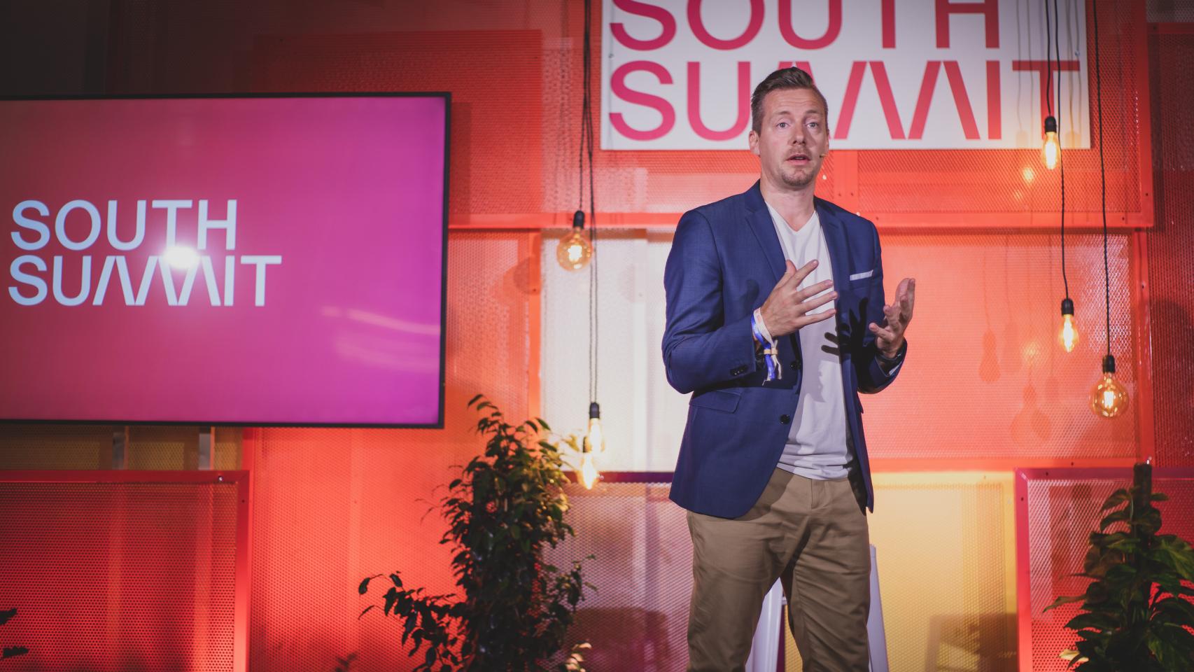 FlixBus ataca el modelo de concesiones en el sector del autobús en ...