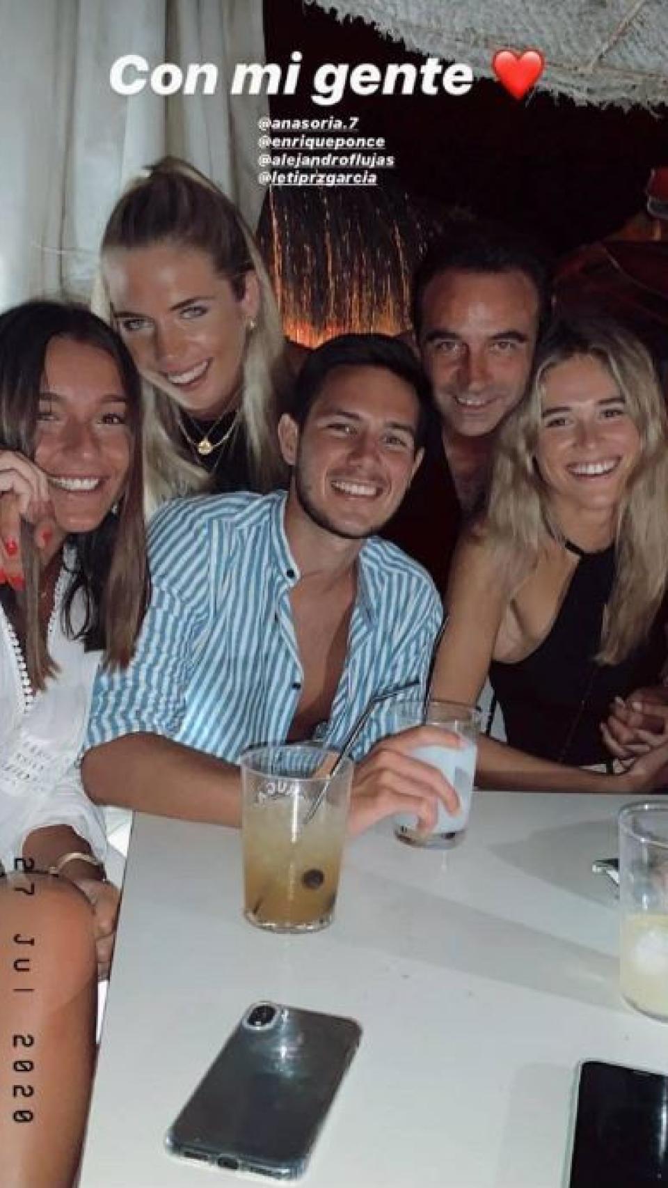 Quiénes son 'Los Arrebataos', el grupo de amigos de Ana Soria: el ...