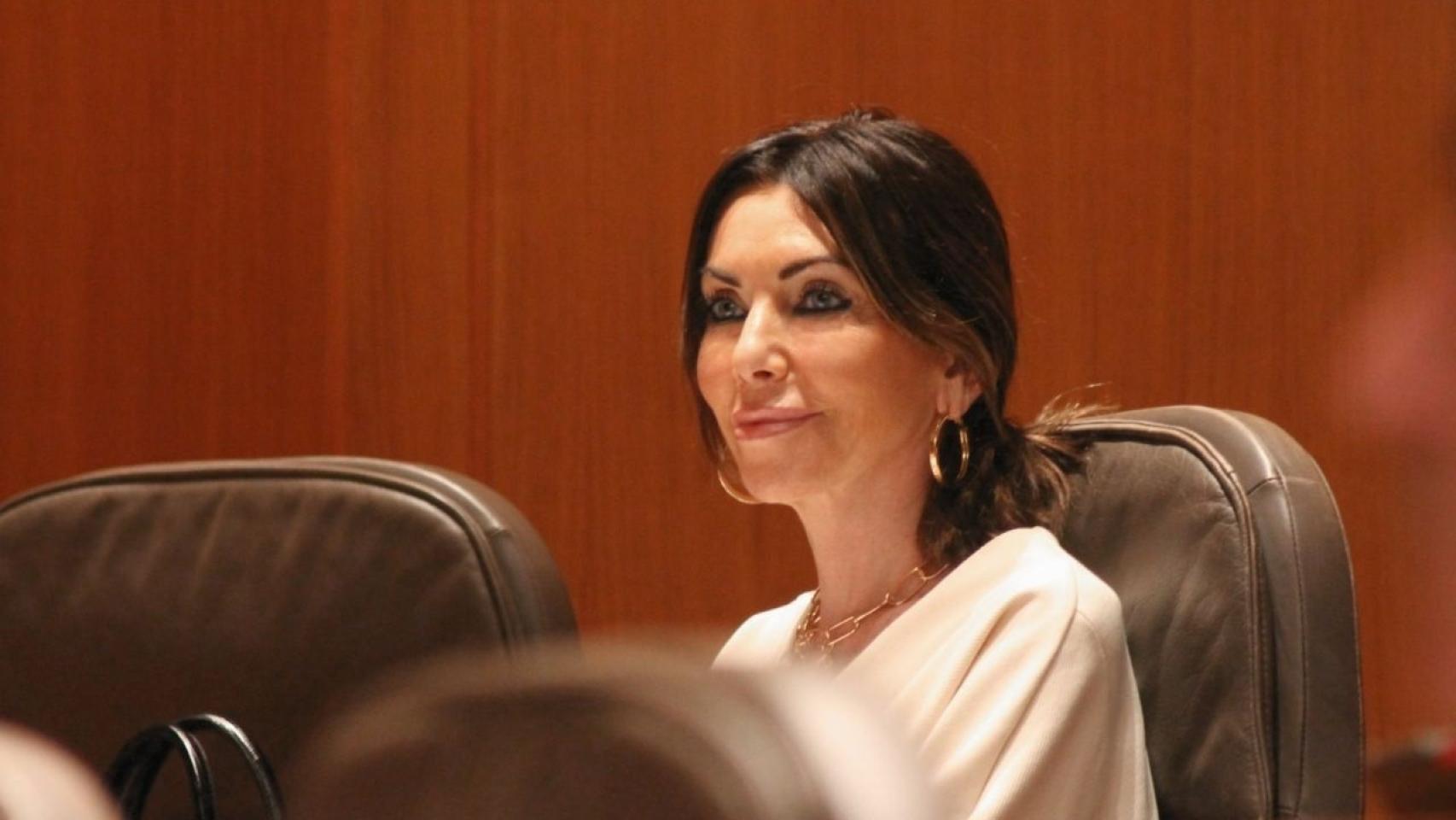 Marta Fernández (Vox), la presidenta de las Cortes de Aragón borra sus ...