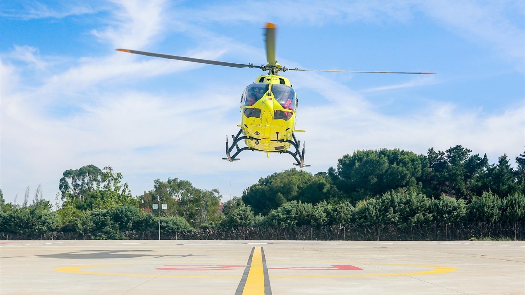 Así son los rescates en helicóptero medicalizado en España: por qué el ...