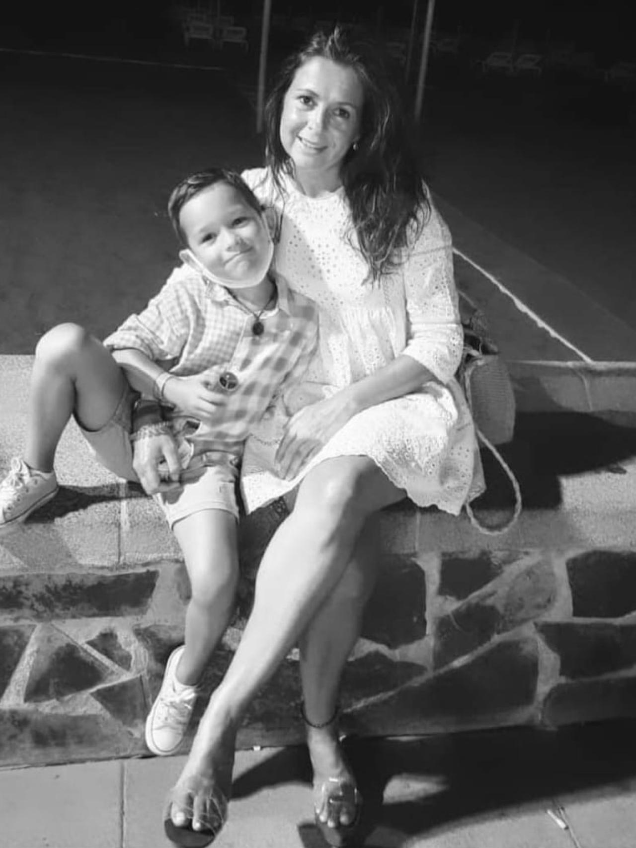 Ainoa, madre soltera: “Aumentar los permisos como dice Feijóo está bien ...