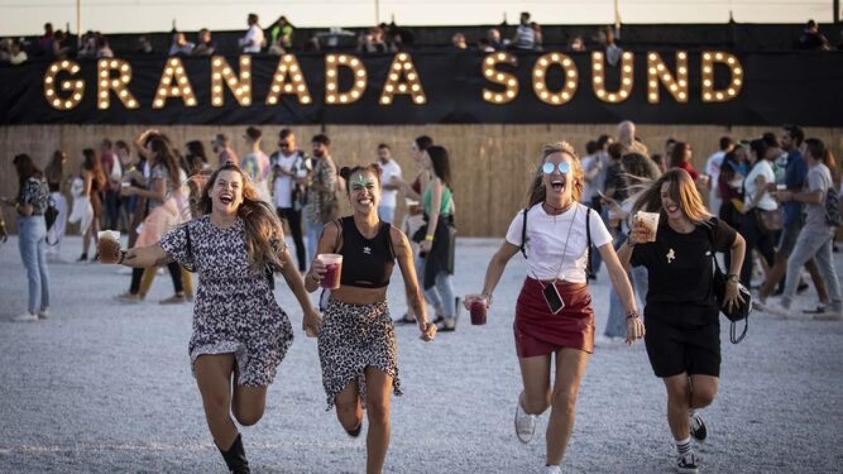 Estos son los 10 festivales de música que no puedes perderte este verano en España, según ChatGPT