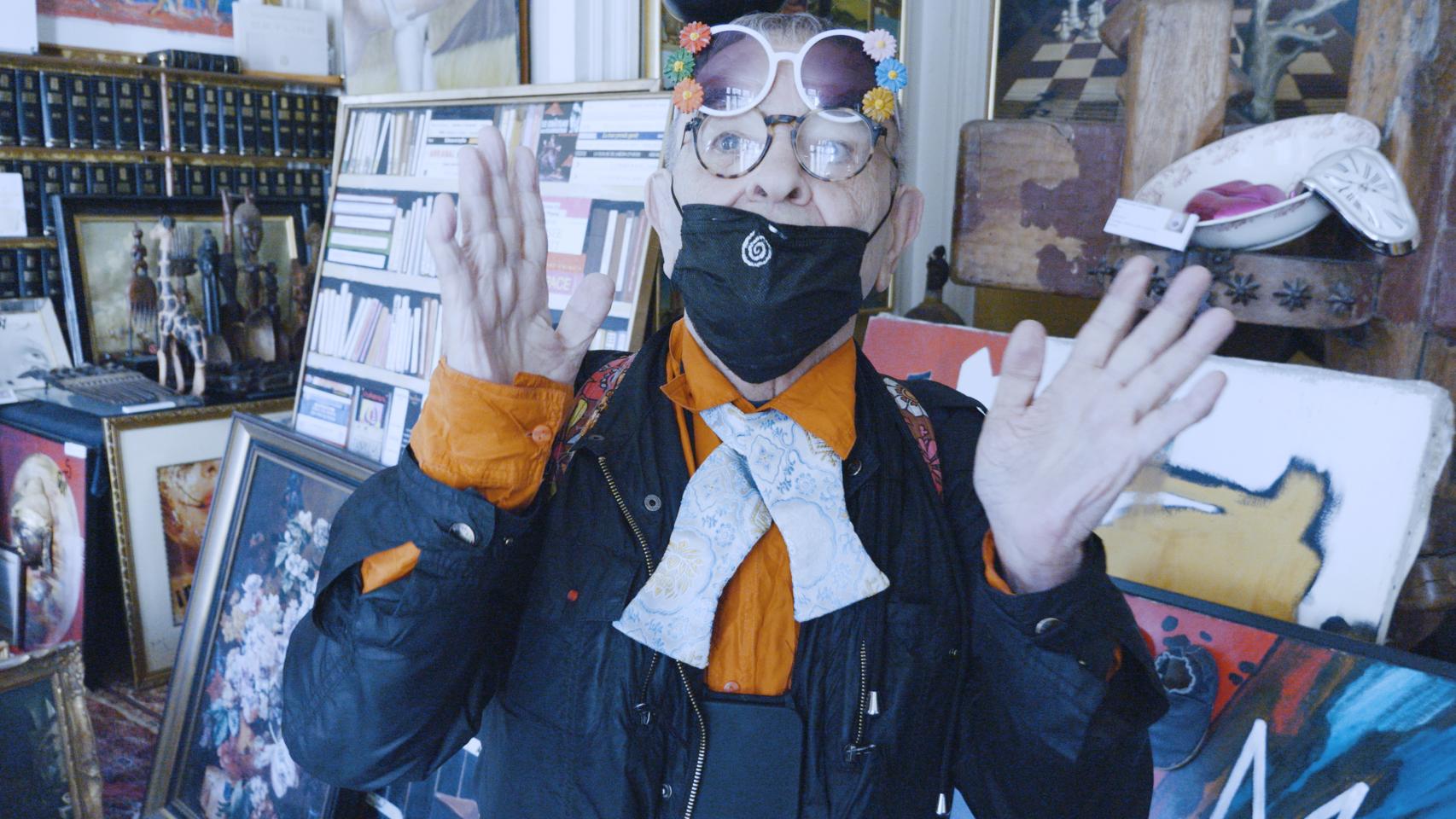 Fernando Arrabal, 91 años: “Cuando se dice la palabra mujer, algo ocurre bajo el pantalón”