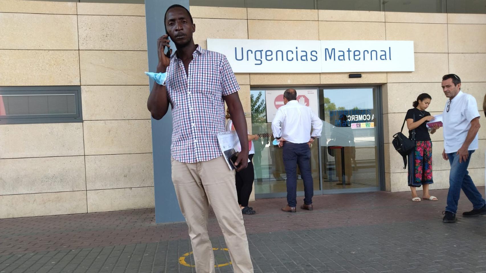 La tensa espera de Khadj: su mujer en coma tras ser atropellada en ...