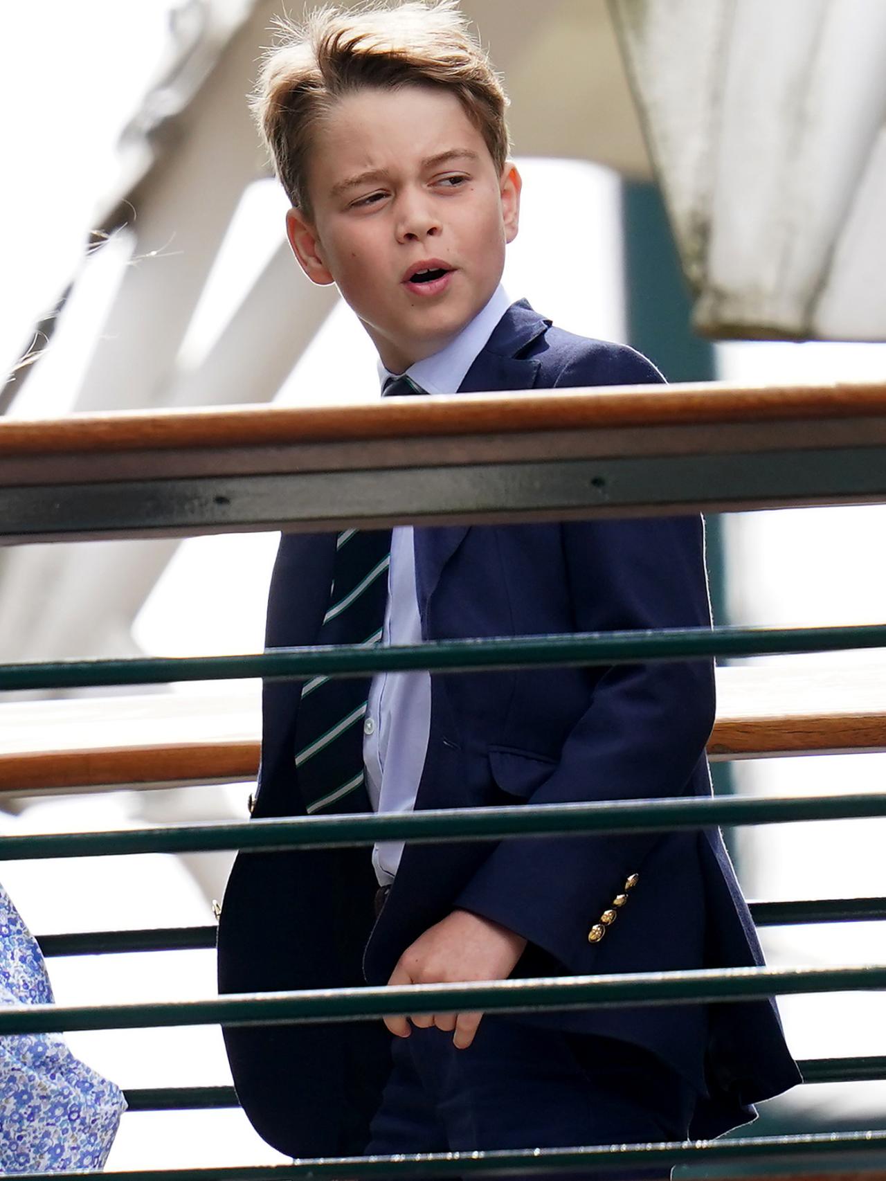 El príncipe George cumple 10 años y sus padres lo celebran con un ...