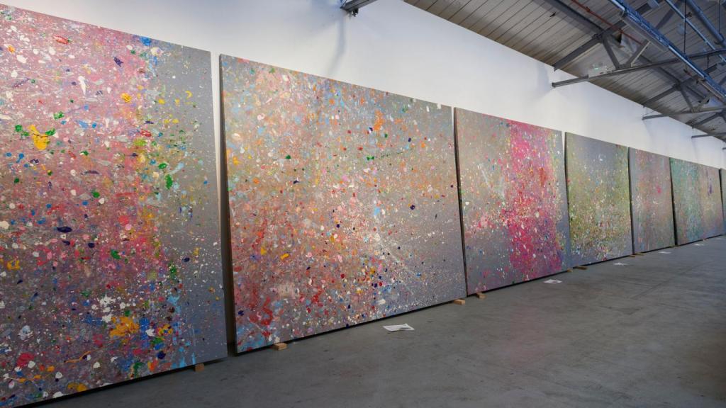 El rugido del mar en las últimas pinturas de un renovado Damien Hirst